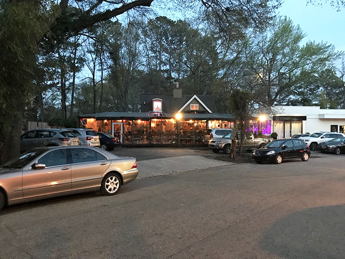 As dusk falls, the Treehouse glows like a beacon for hungry travelers. Even the parking lot looks inviting when dinner paradise awaits.