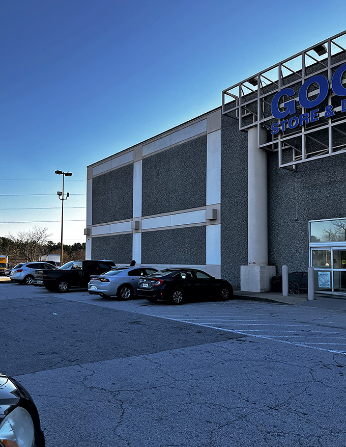 Plenty of parking for loading up those finds that definitely, absolutely, will fit in your car... probably.