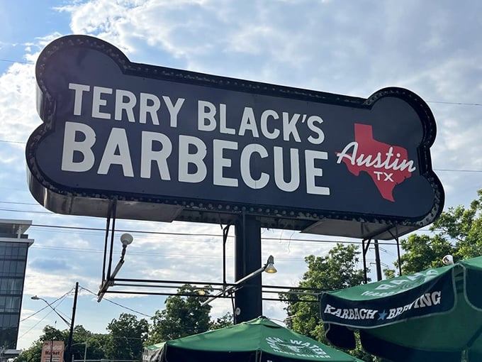 That sign might as well say "Abandon all diets, ye who enter here"&mdash;and you'll gladly comply.