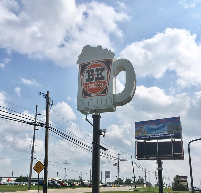 That glorious mug-shaped sign has guided hungry travelers for decades, a beacon of root beer salvation along Ohio's highways.