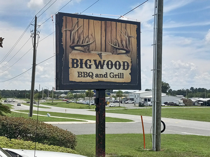 A roadside beacon for hungry travelers. This sign doesn't just mark a restaurant&mdash;it's a North Florida landmark guiding meat lovers home.