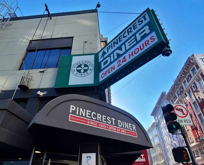 That vintage sign has been guiding hungry San Franciscans through fog, fame, and food trends since 1969. A neon north star of nourishment.