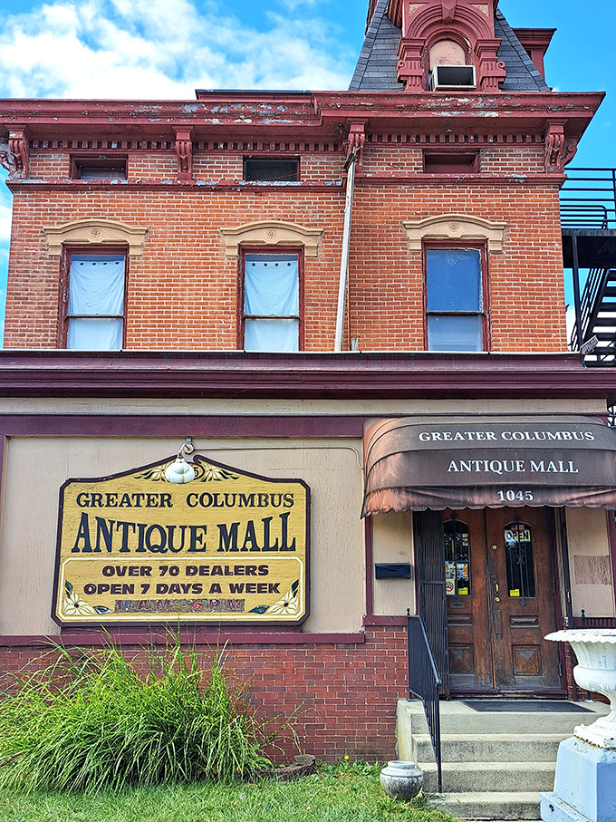 The historic facade says it all&mdash;over 70 dealers and open daily. This brick beauty houses generations of American memories waiting for adoption.