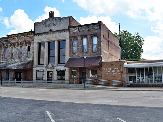 Classic small-town America lives on in Astoria's historic downtown, where time moves at the perfect retirement pace.
