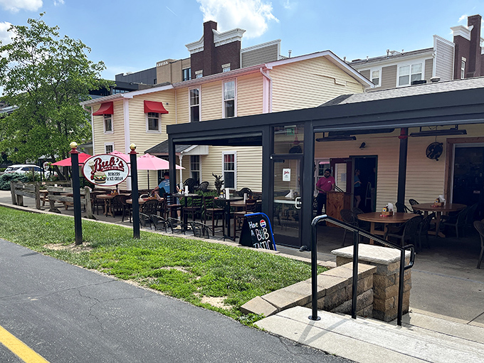 Bub's yellow cottage-like exterior with its inviting patio practically screams "Come in, your burger destiny awaits!"