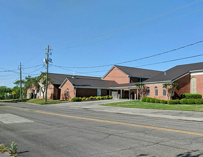 A brick church building stands proudly along a quiet street in Chatsworth, where Sunday services move at the same unhurried pace as everything else.
