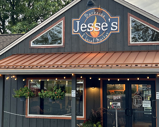That glow from Jesse's isn't just the string lights&mdash;it's the promise of BBQ paradise waiting inside.
