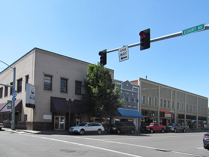 Downtown Pendleton whispers tales of the Old West through its historic brick buildings and unhurried Main Street charm. 