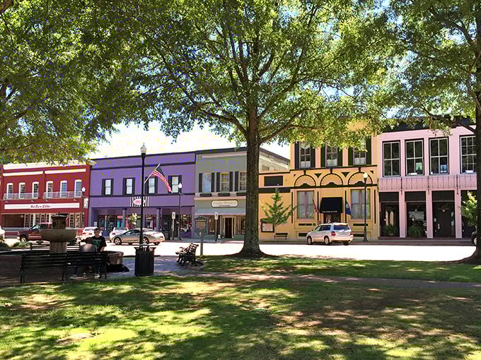 Who needs a time machine? Abbeville's town square serves up a slice of Norman Rockwell Americana with a side of that magnificent shade tree.
