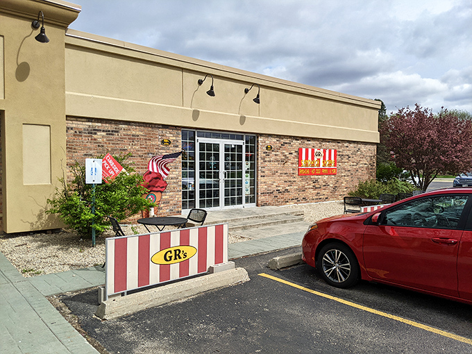 That red and white striped sign isn't just decoration&mdash;it's a beacon calling to sandwich lovers everywhere. The sandwich equivalent of a lighthouse!