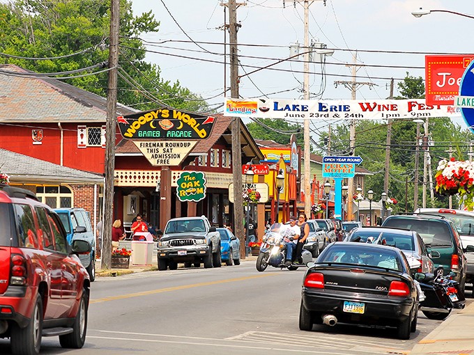 Main street buzzes with summer energy &ndash; the kind of place where ice cream drips down your hand and nobody minds.