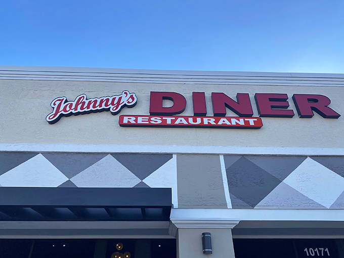 Johnny's knows that sometimes the best signs are simple &ndash; just like their perfectly crispy hash browns.