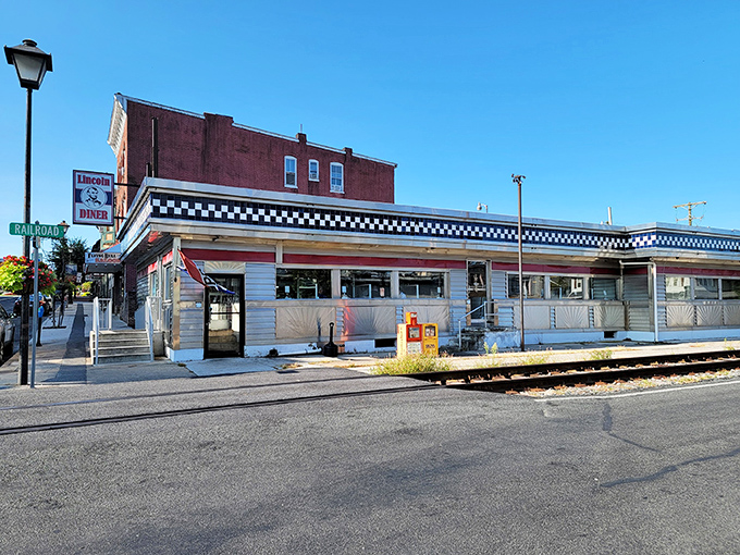 Standing proudly on Carlisle Street, this Gettysburg landmark has witnessed history while serving up plates of American nostalgia since long before Instagram made diners cool again.