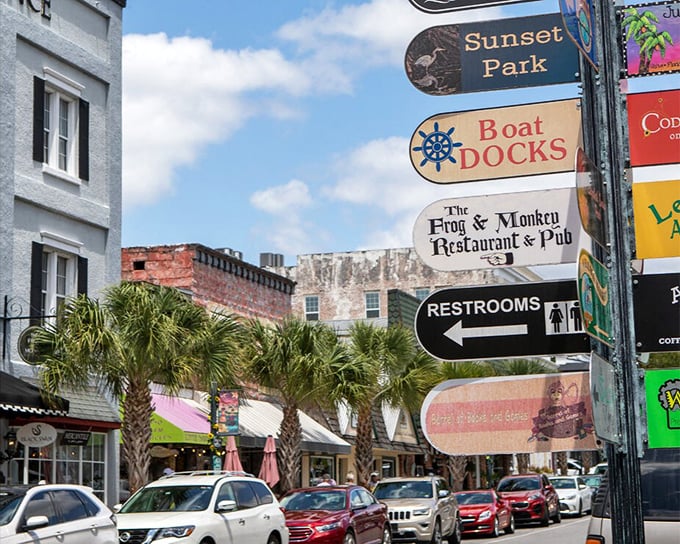 Colorful signs point the way to Mount Dora's treasures. The Frog & Monkey Pub sounds like a place where even Hemingway would've lingered.