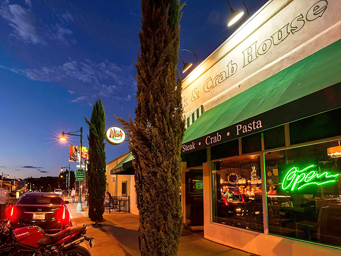 When the sun sets and that neon "Open" sign glows, Nic's transforms into a beacon for hungry desert travelers.