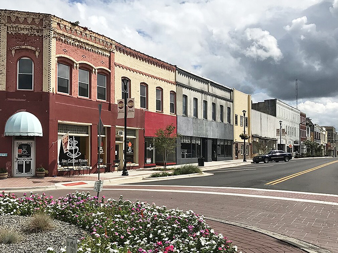 Downtown Reidsville's colorful facades create a living museum of small-town Americana. That brick wasn't laid yesterday, folks&mdash;it's seen some stories.