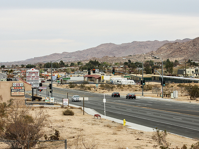 Downtown Joshua Tree offers just enough civilization to keep you connected, while the surrounding desert promises blissful isolation when you need it.