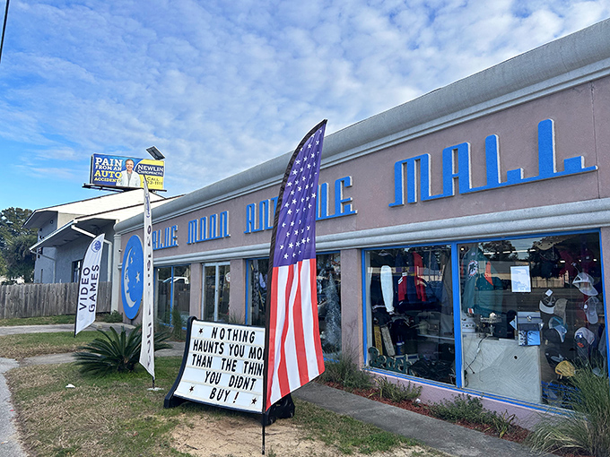 That sign says it all: "Nothing haunts you more than the thing you didn't buy." Truer words were never displayed outside an antique mall.