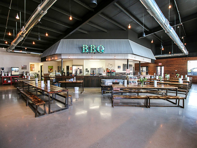 Industrial chic meets Texas practicality in this no-nonsense dining hall where the only decoration needed is the aroma of post oak smoke.