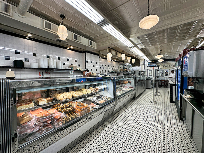 That checkered floor has seen more happy customers than a Beatles reunion concert&mdash;if that had actually happened.