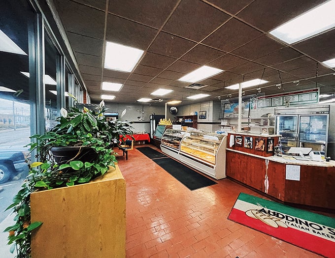 Simple interior, extraordinary flavors. The no-frills dining area lets you focus on what really matters&mdash;the parade of Italian pastries about to grace your table.