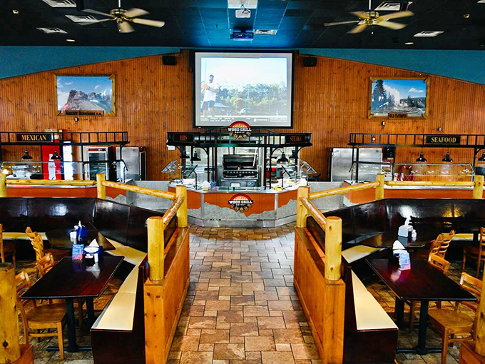 Wood paneling for days! The buffet stations are arranged like a culinary treasure map, with X marking every delicious spot.