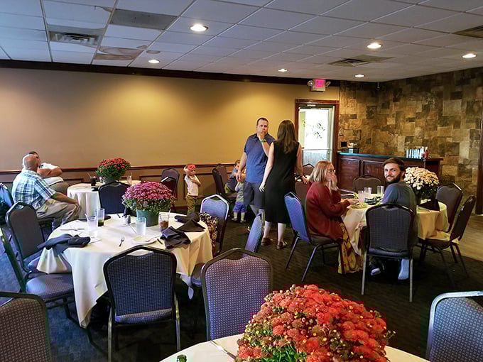 Step inside and the cozy, no-nonsense interior tells you everything: this is a place that puts food before frills, where conversations flow as freely as the drinks. 