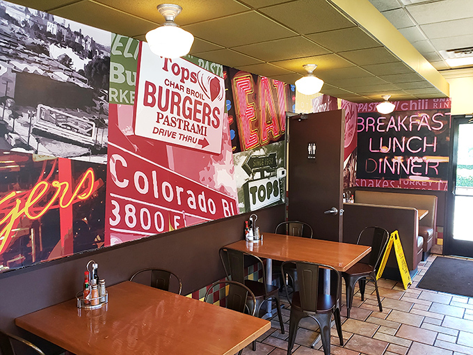 Classic California burger stand architecture: simple, unpretentious, and promising delicious rewards for those who step inside.