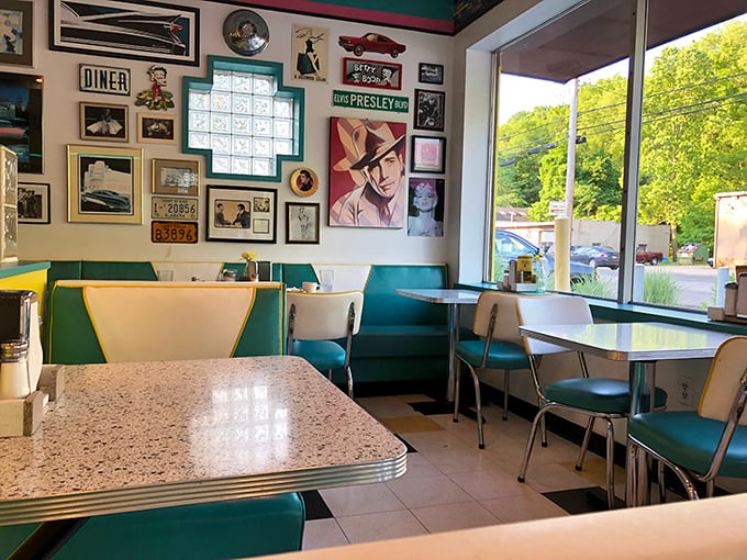 Step inside where rustic elegance meets mountain hospitality in perfectly appointed dining rooms made for memorable meals.