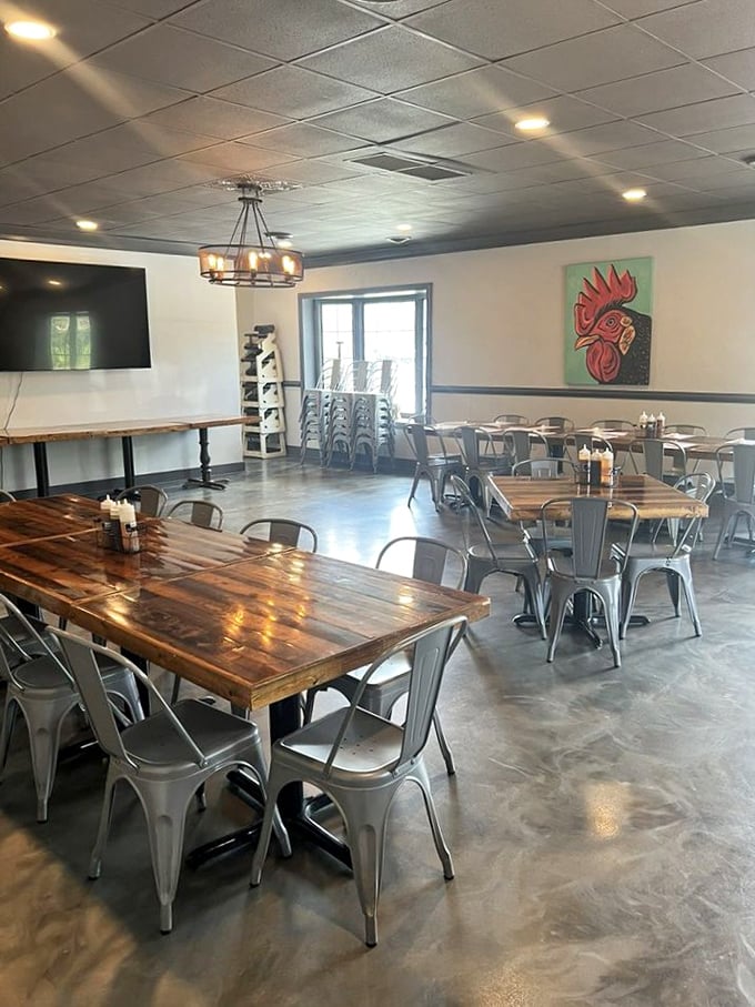 Where everybody knows your name&mdash;the bar area buzzes with regulars who've made this their second living room. Cold drinks and hot conversation flow as freely as the gravy.