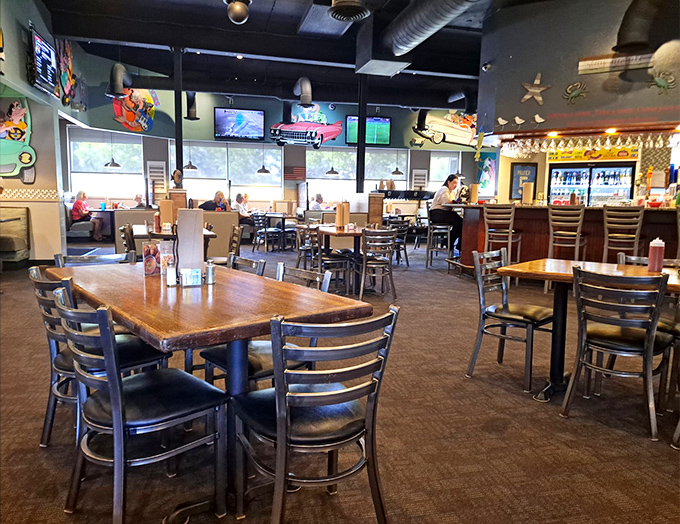 No white tablecloths needed when the food does the talking. The casual interior promises a meal without pretension.