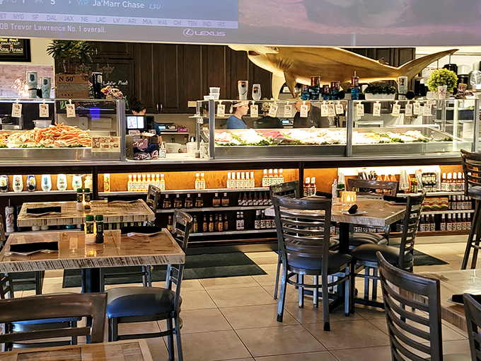 Inside, the market-meets-restaurant vibe creates an atmosphere where freshness isn't just promised&mdash;it's on display.