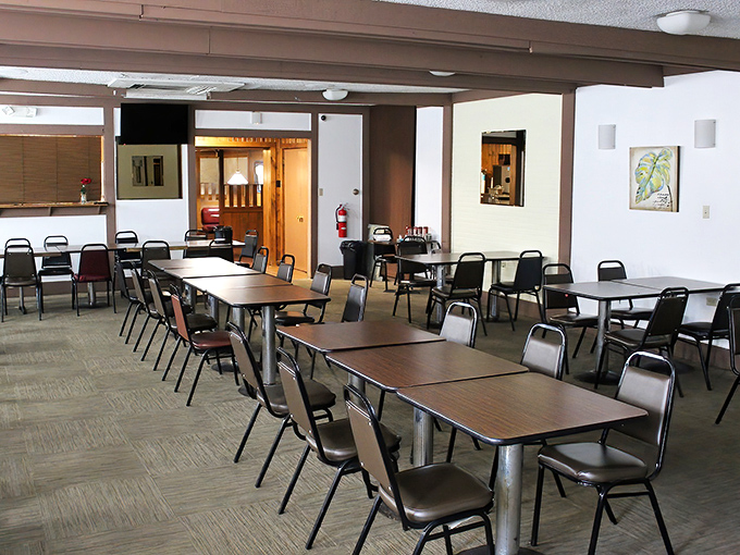 Where fancy meets family-style, and everybody wins in this no-nonsense dining room paradise.