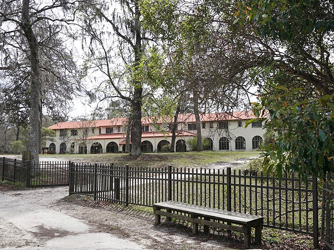 Old Florida elegance stands sentinel over the springs. This Mediterranean-revival lodge has welcomed visitors since the 1930s, offering a glimpse into a more gracious era.