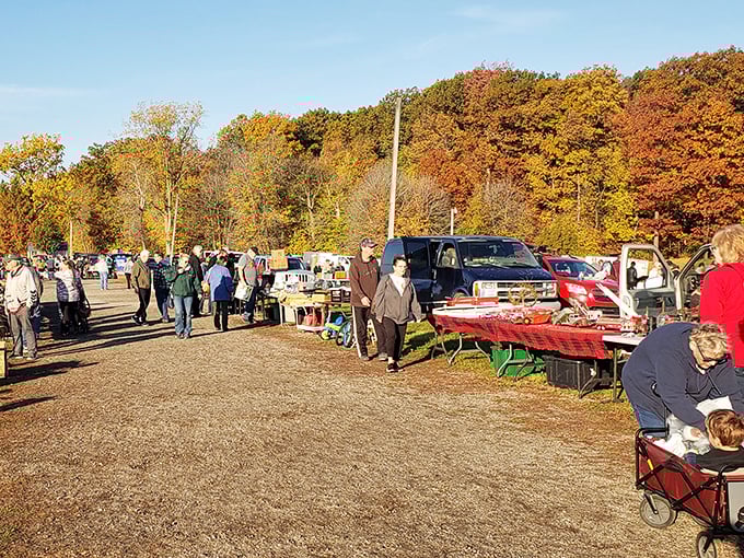 Fall's fiery colors create the perfect backdrop for bargain hunting. Michigan autumns and vintage finds&mdash;a match made in heaven.