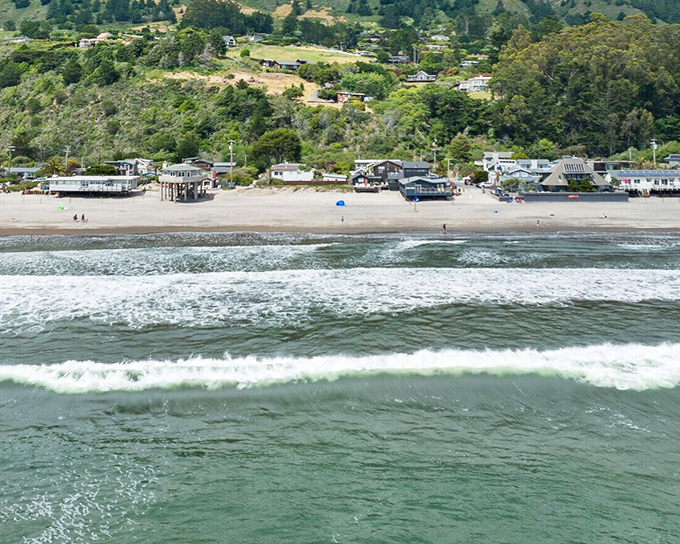 Where the Pacific meets perfection &ndash; Stinson's gentle waves invite both serious surfers and those who just want to dip their toes.