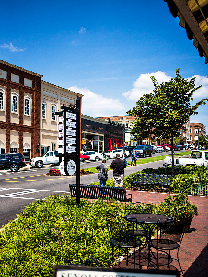 Historic charm meets modern convenience in this pedestrian-friendly square that Instagram dreams are made of.