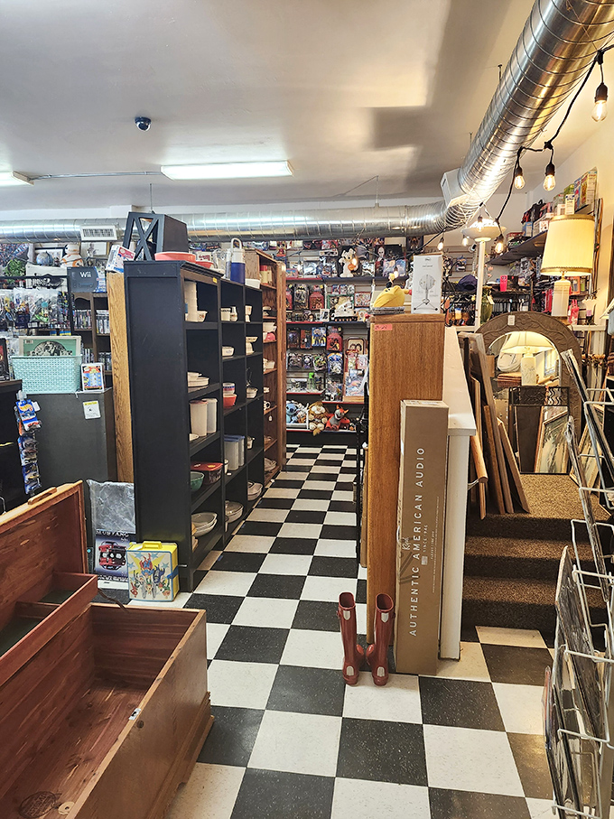 Treasure hunt central! Navigate these checkerboard aisles where forgotten treasures wait patiently for their second chance at usefulness.