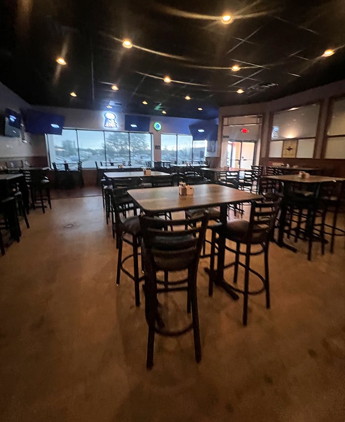 High-top tables await hungry patrons in this cozy dining room where comfort food dreams come true. No white tablecloths, just honest good eating.