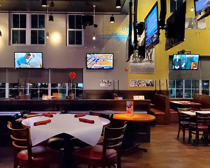 Inside, the perfect sports-watching ecosystem awaits—enough TVs to satisfy your game-day FOMO without sacrificing conversation with your tablemates.