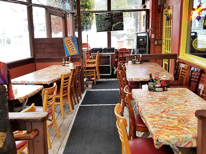 Inside, colorful tablecloths and wooden chairs create the perfect no-nonsense setting for the serious business of seafood enjoyment.