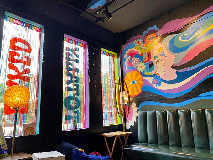 Simple, unpretentious dining room where conversations flow as freely as the sweet tea. No fancy frills needed when the seafood does all the talking.