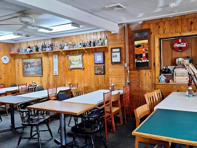 Wood-paneled walls and miniature guitar collection create that "grandma's dining room" vibe &ndash; comfort before you even taste the food.