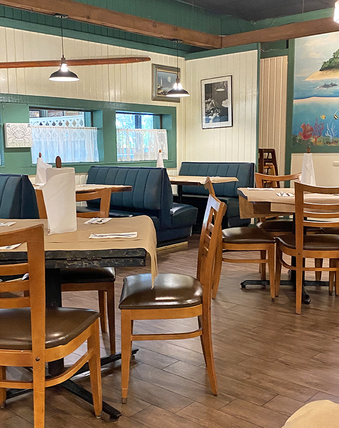 Blue booth seating and nautical touches create the perfect backdrop for seafood feasting&mdash;no pretension, just the promise of delicious things to come.