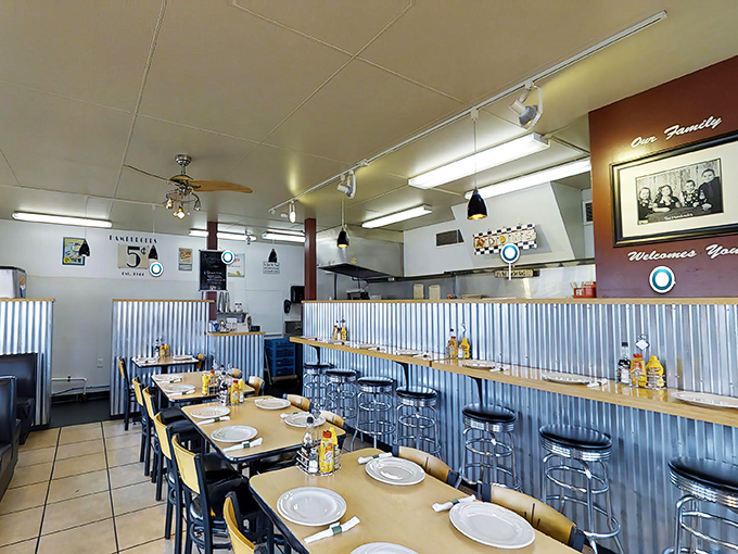 Classic Americana comes to life with corrugated metal wainscoting and chrome-legged stools. This isn't retro-themed d&eacute;cor&mdash;it's the real deal that never went out of style.