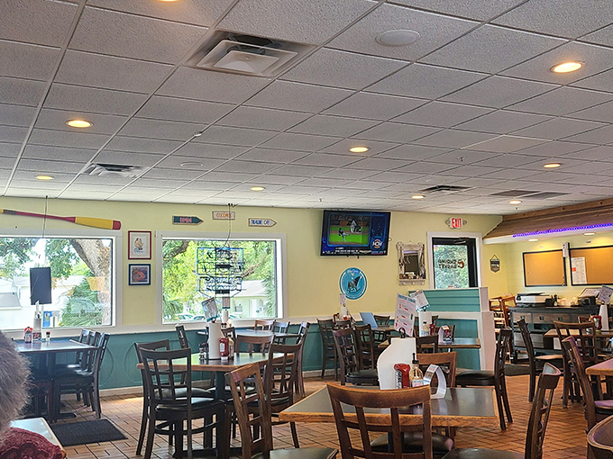 No white tablecloths here&mdash;just aqua wainscoting, wooden tables, and the promise of honest-to-goodness Gulf seafood in a setting that feels like home.