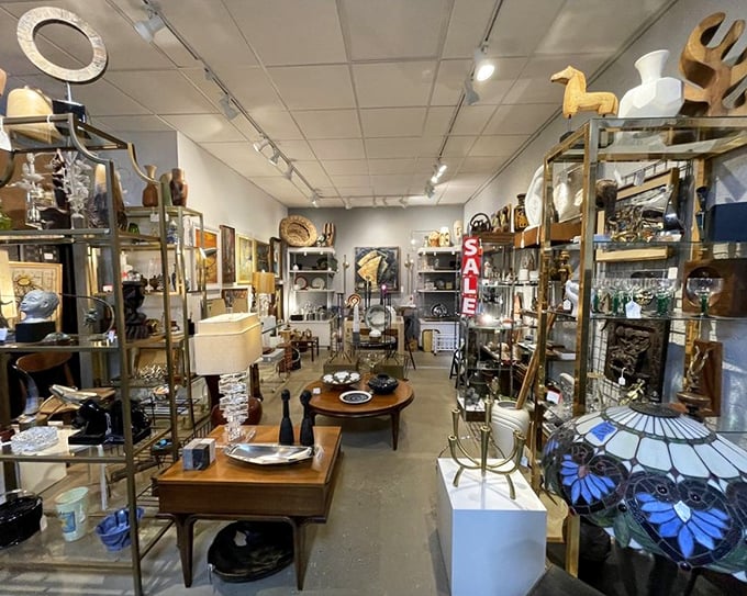 Classic cars and comfort food under one roof&mdash;like heaven got together with your childhood and decided to serve breakfast all day.