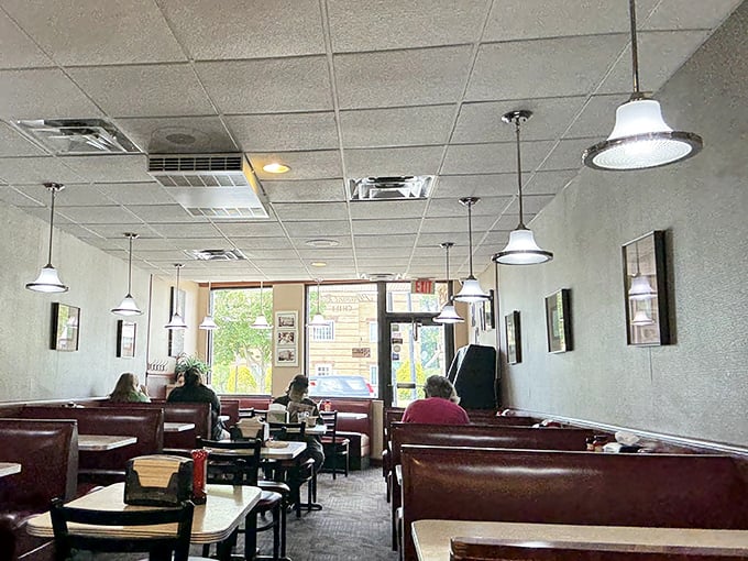Classic diner vibes where vinyl booths have heard more stories than a bartender at closing time.