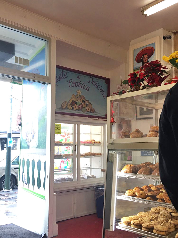 Inside, simple display cases house treasures more valuable than gold to pan dulce aficionados. The unassuming interior lets the pastries be the true stars.