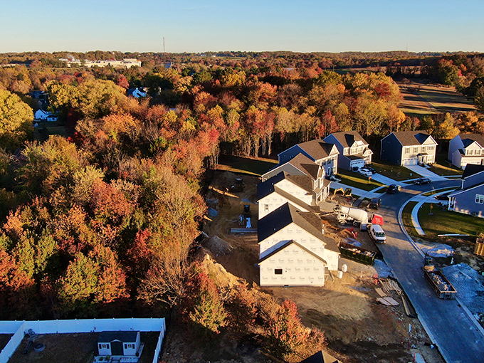 Fall paints Elkton's neighborhoods with a palette that would make even the most jaded New Englander nod in approval. Retirement with a view!
